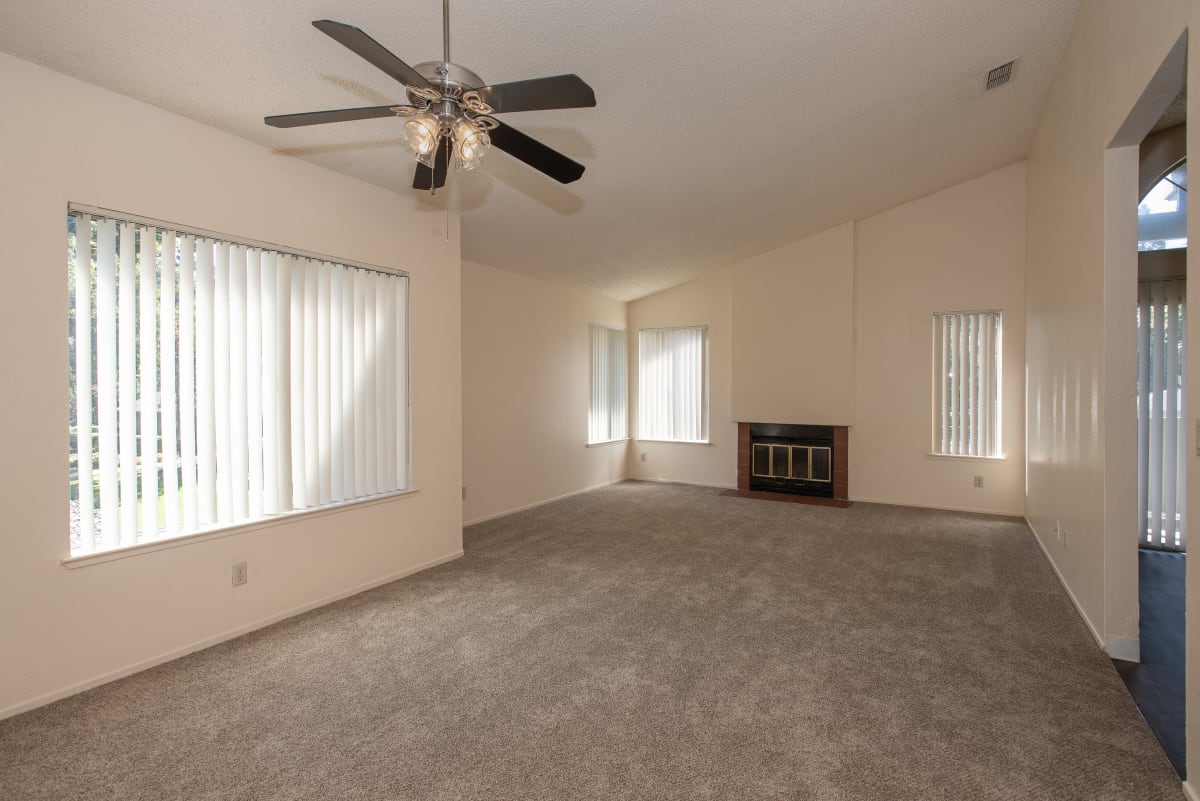 Apartments for Rent in Natomas | Delta Pointe Apartments