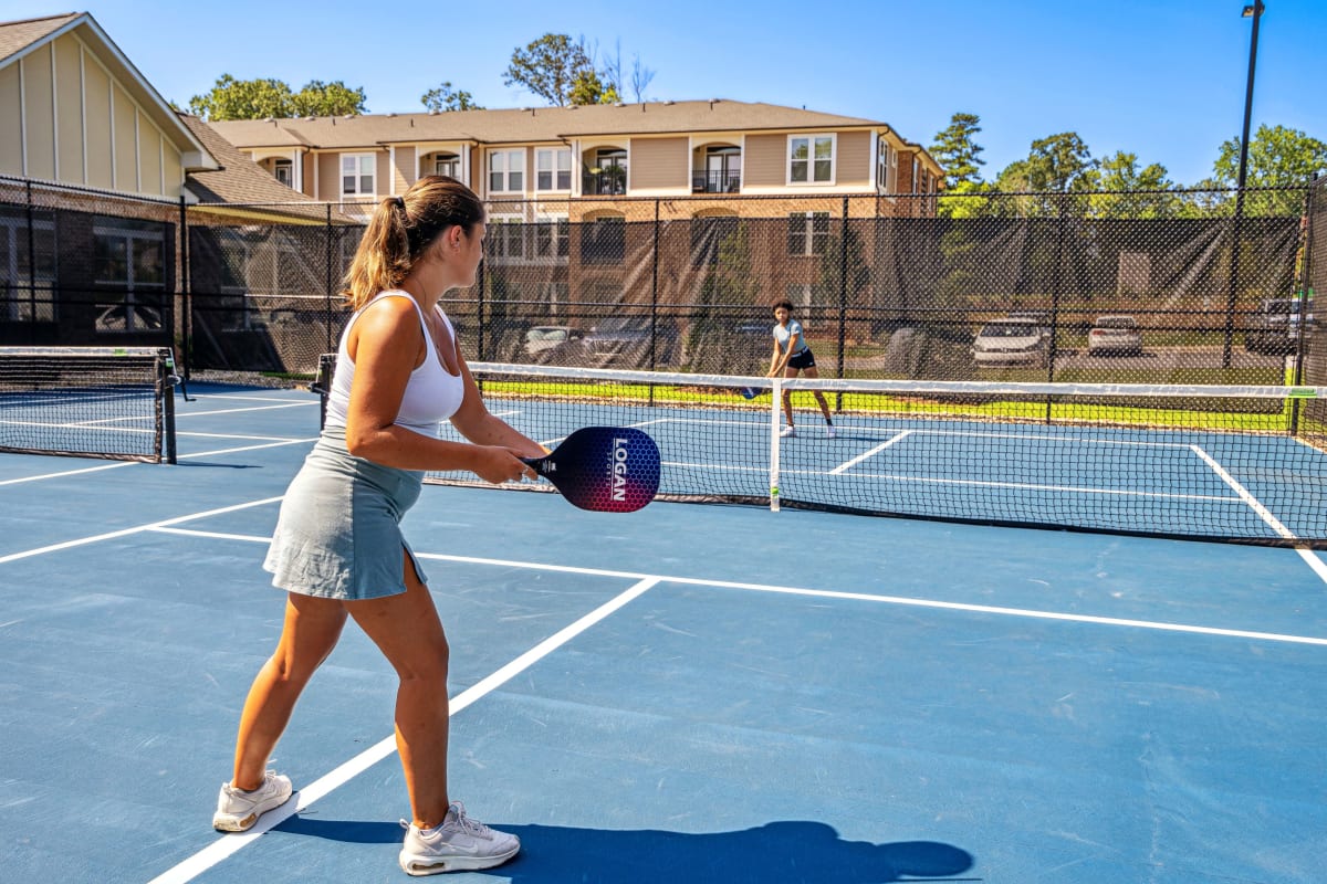 View Photos and Video of Comet Garner | Apartments in Raleigh, NC