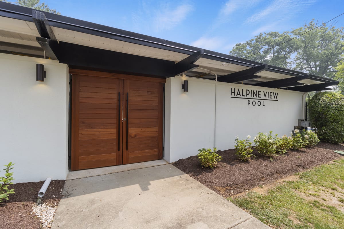 Photos and Video of Halpine View in Rockville, MD