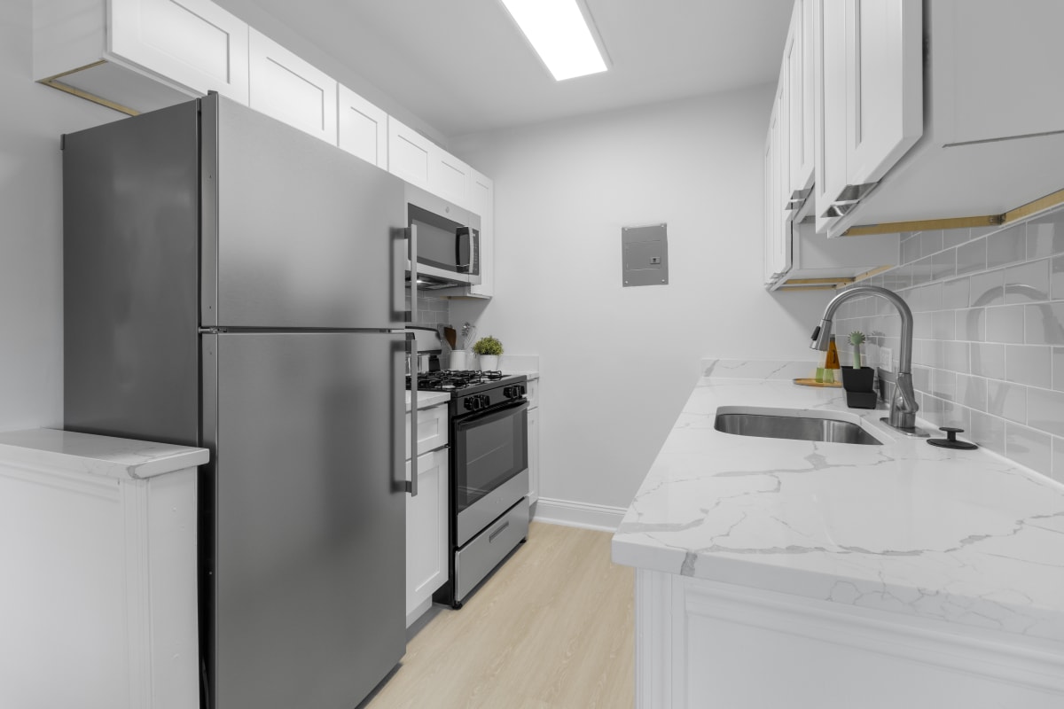 Photos and Video of Halpine View in Rockville, MD