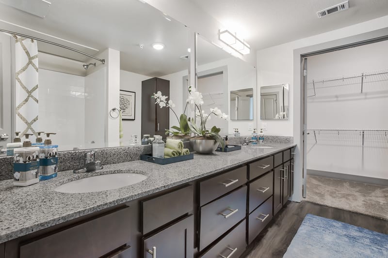 Photos and Video of Lakeside Lofts in Farmers Branch, TX