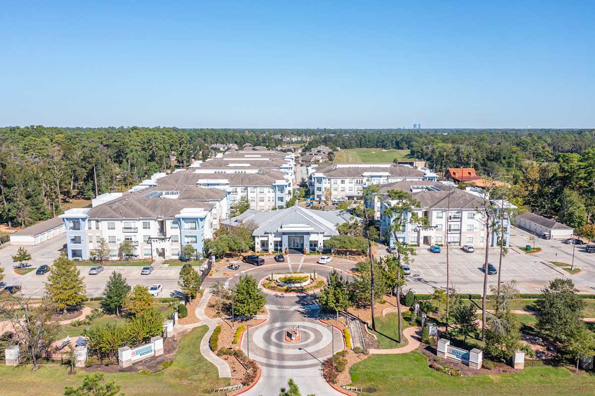 Photos - Everlee apartments in Tomball, TX near Houston