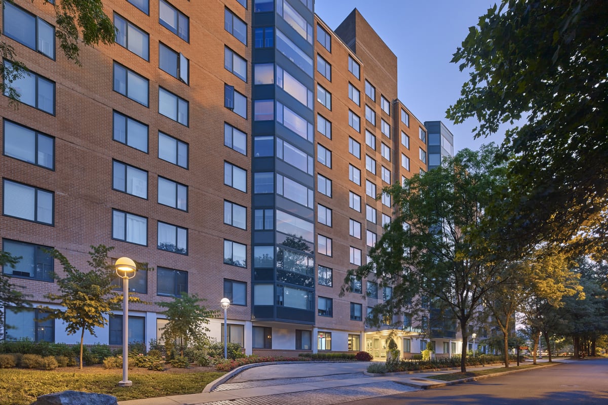 Photos Hill House at Chestnut Hill apartments in Philadelphia, PA