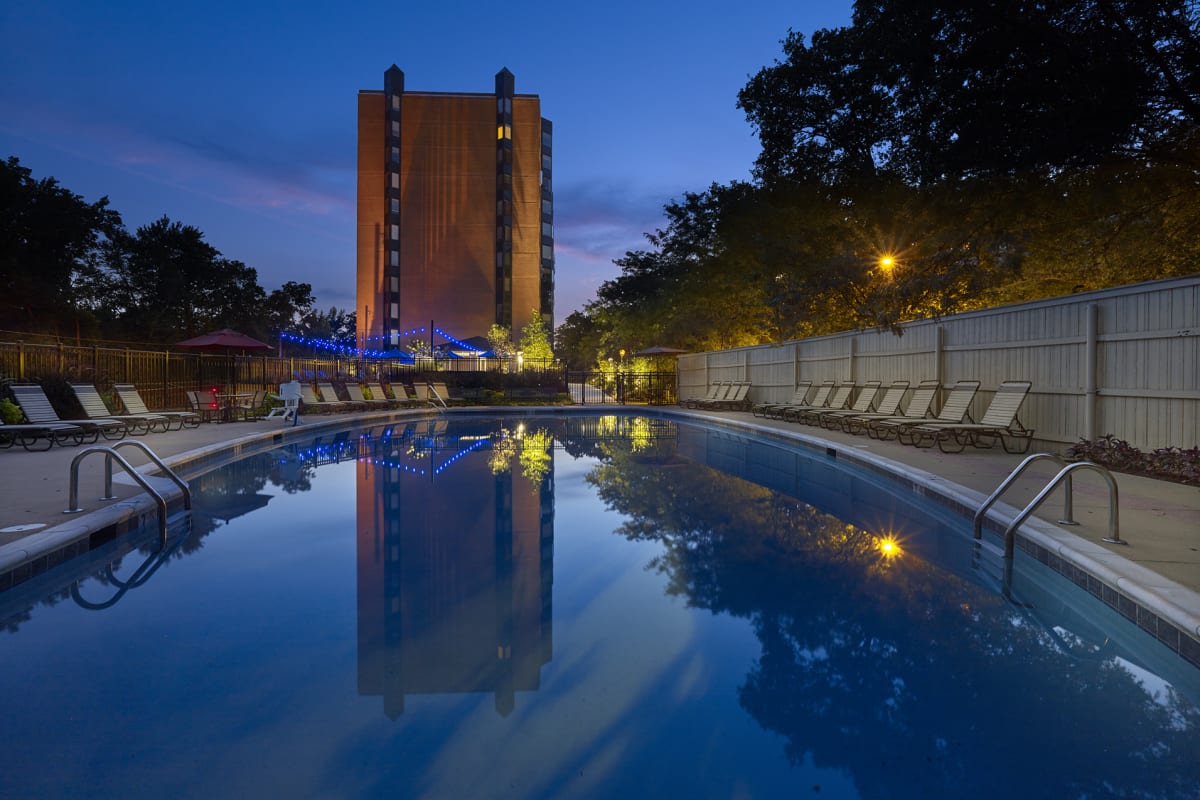 Photos Hill House at Chestnut Hill apartments in Philadelphia, PA