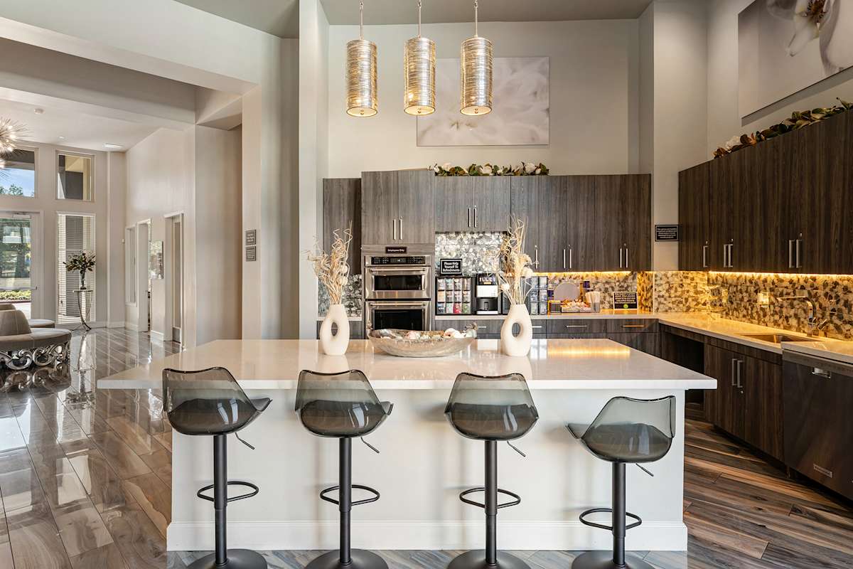 Photos - Everlee apartments in Tomball, TX near Houston