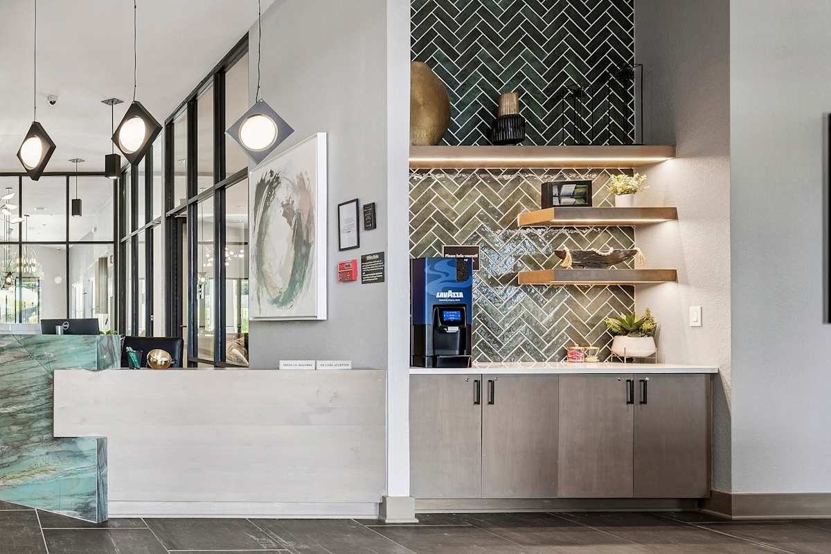 Photos Emmersyn at Lone Tree apartments in Lone Tree, CO near Denver