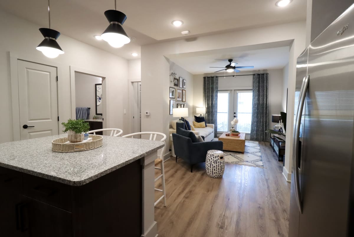 Apartments for Rent in McDonough, GA | The Crest at Southpoint