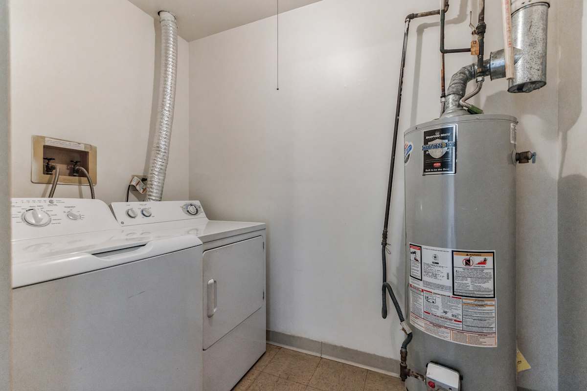 Photos and Video of Waterside Apartments in Philadelphia, PA