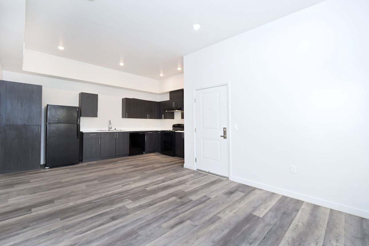 Photos and Video of Senator Conness in Chico, CA