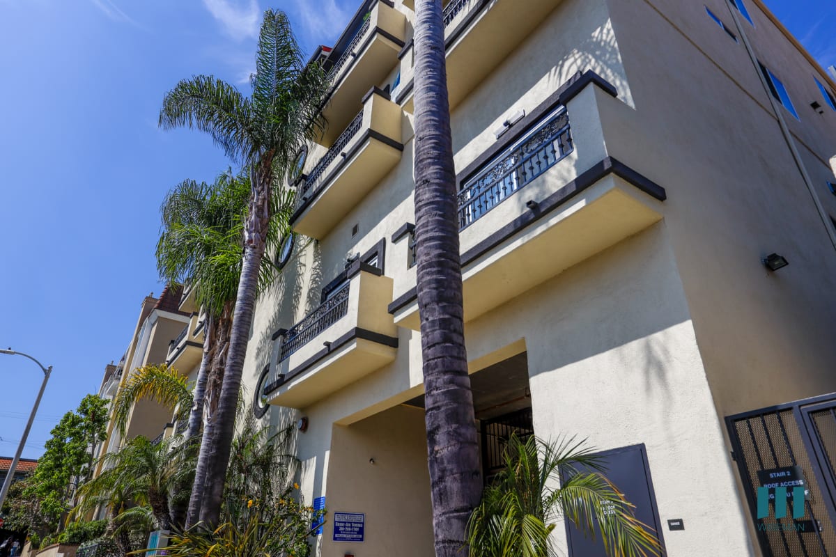 Photos and Video of Colby Villas by Wiseman in Los Angeles, CA