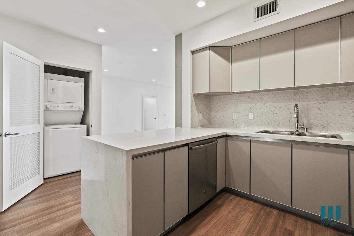 Photos and Video of Armacost Bella by Wiseman in Los Angeles, CA