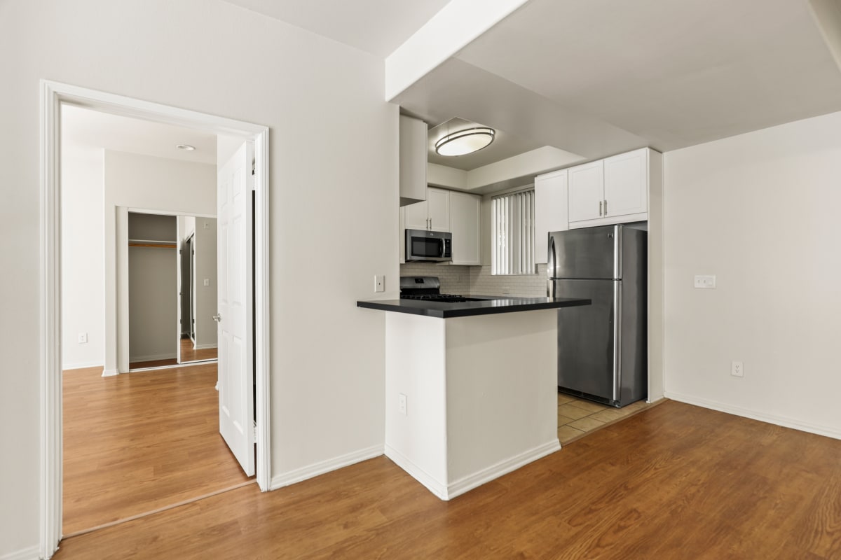 Photos and Video of Butler Eighteen by Wiseman in Los Angeles, CA