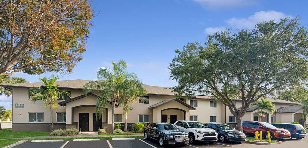 Photos and Video of Running Brook Apartments in Miami, FL