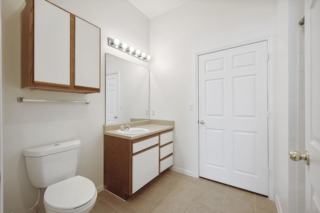 Photos of Fallbrook Ranch Apartments | Affordable Living in Houston TX