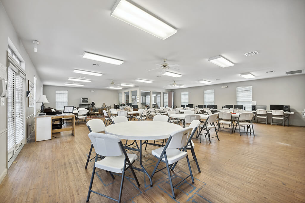 Photos of Fallbrook Ranch Apartments | Affordable Living in Houston TX