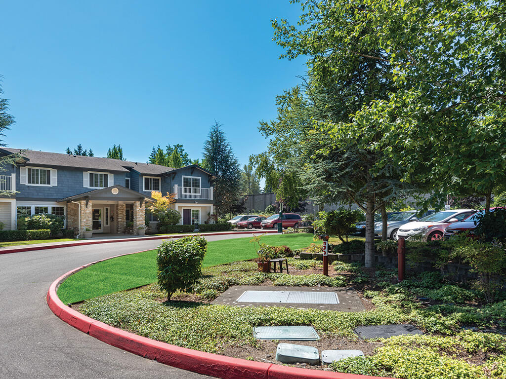 Woodlands at Forbes Lake Senior Apartments | Kirkland Apartments for Rent
