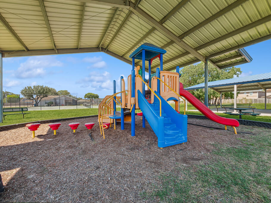 Sterling Green Village and Sheldon Ranch Affordable Apartments | Single ...