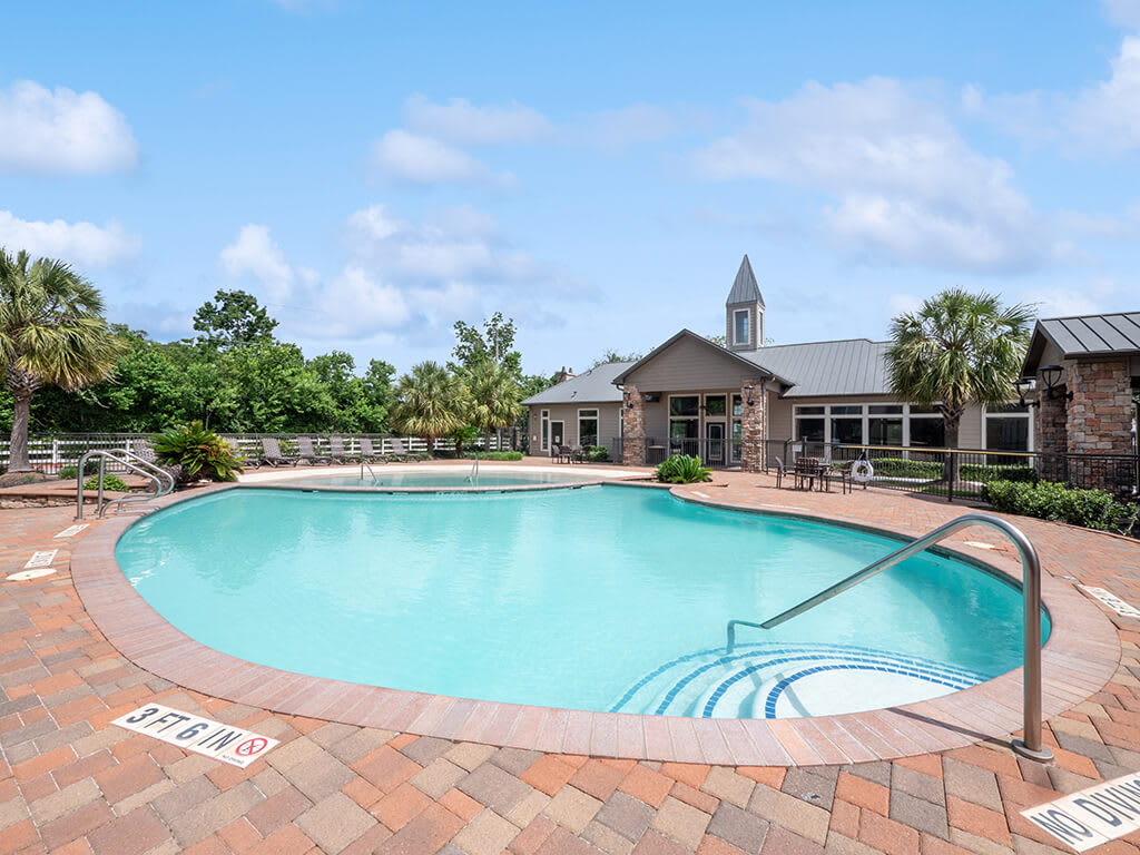 Photos of Fallbrook Ranch Apartments | Affordable Living in Houston TX