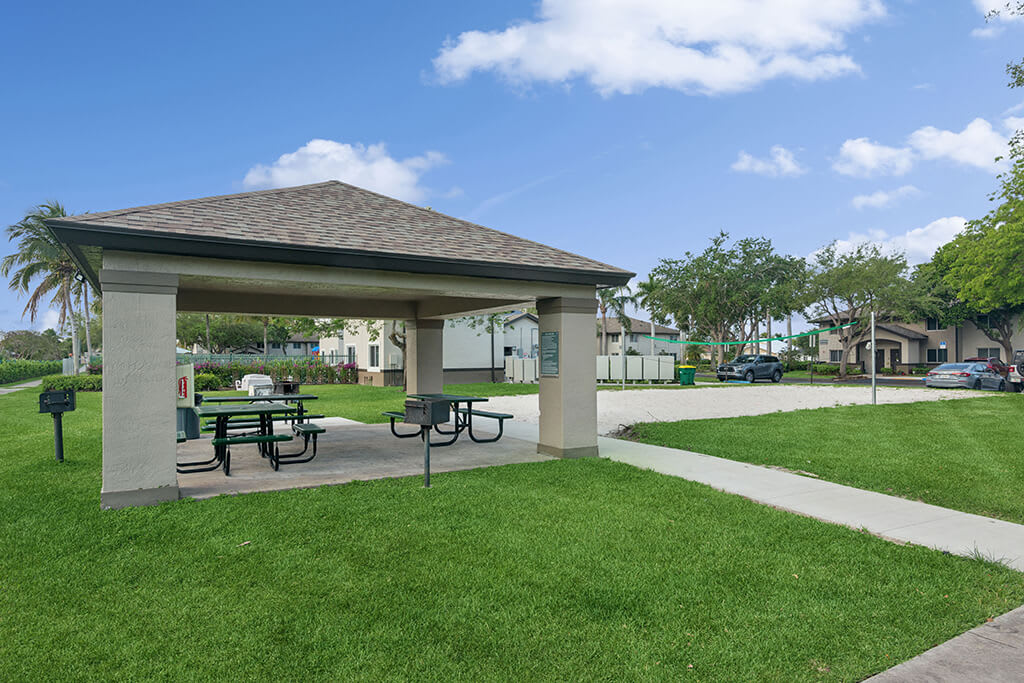 Photos and Video of Running Brook Apartments in Miami, FL