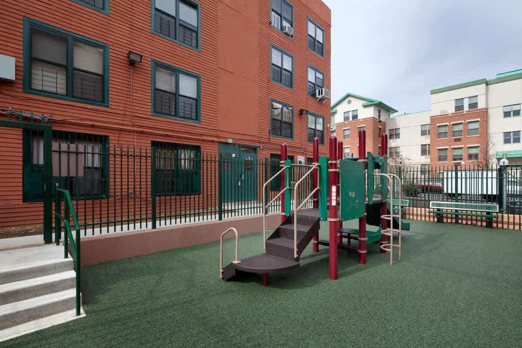 Property details for DCA Apartments in Brooklyn, NY