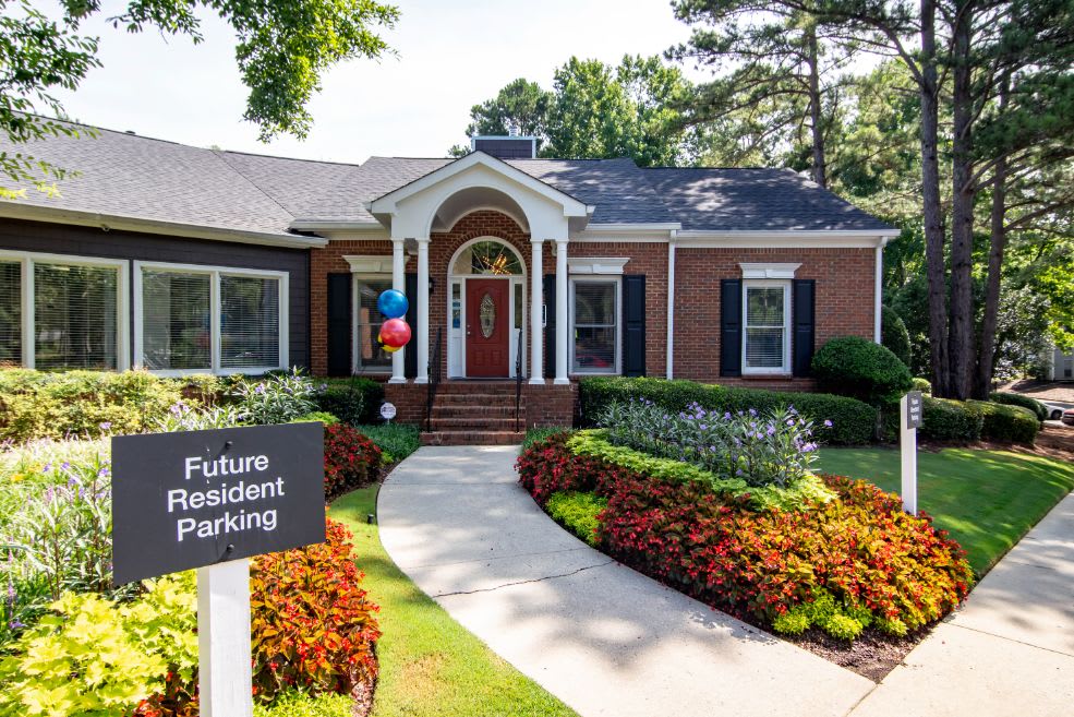 Photos and Video of Sutter Lake Apartments in Riverdale, GA