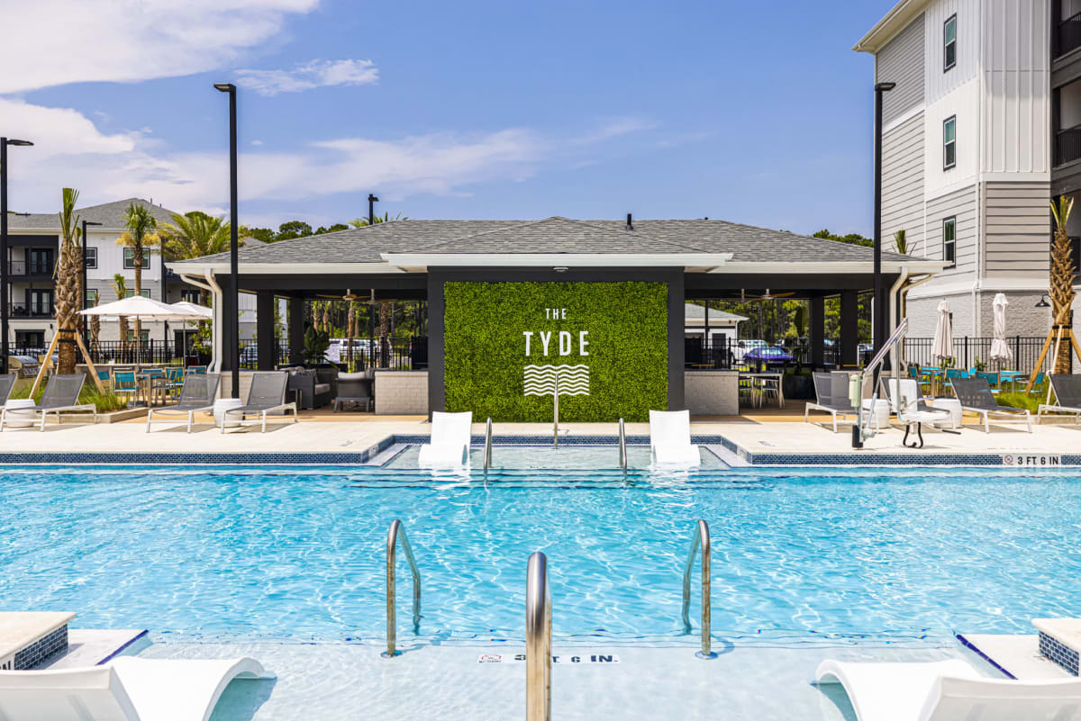 Panama City Beach, FL, Apartments for Rent | Photo Gallery