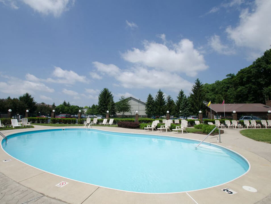 Photo and Video Gallery | Valley Stream Apartments | Maumee, OH