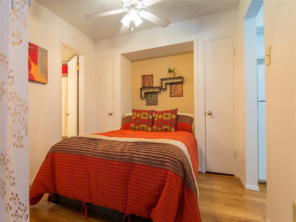 Photos and Video of Chase Crossing Apartments in Dallas, TX