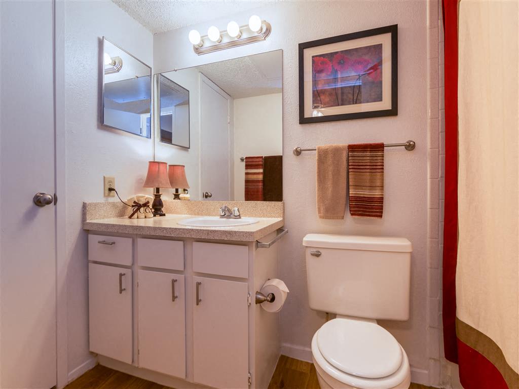 Photos and Video of Chase Crossing Apartments in Dallas, TX