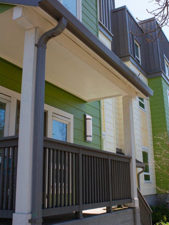 Photos and Video of Stone Way Apartments in Seattle, WA