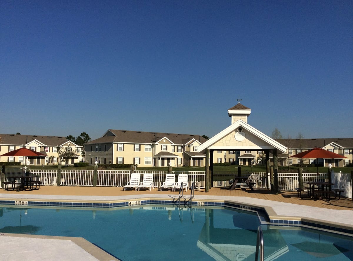 Photos and Video | St. Andrews Pointe | Concord Rents