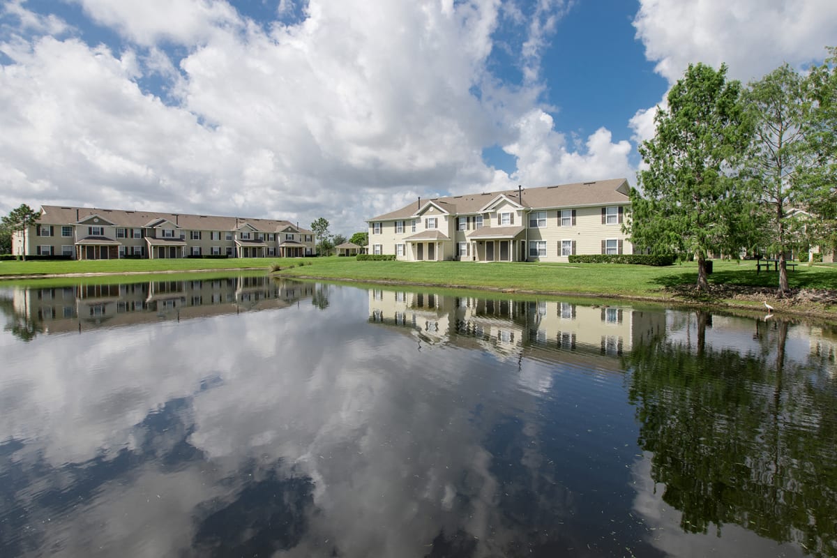 Photos and Video | St. Andrews Pointe | Concord Rents