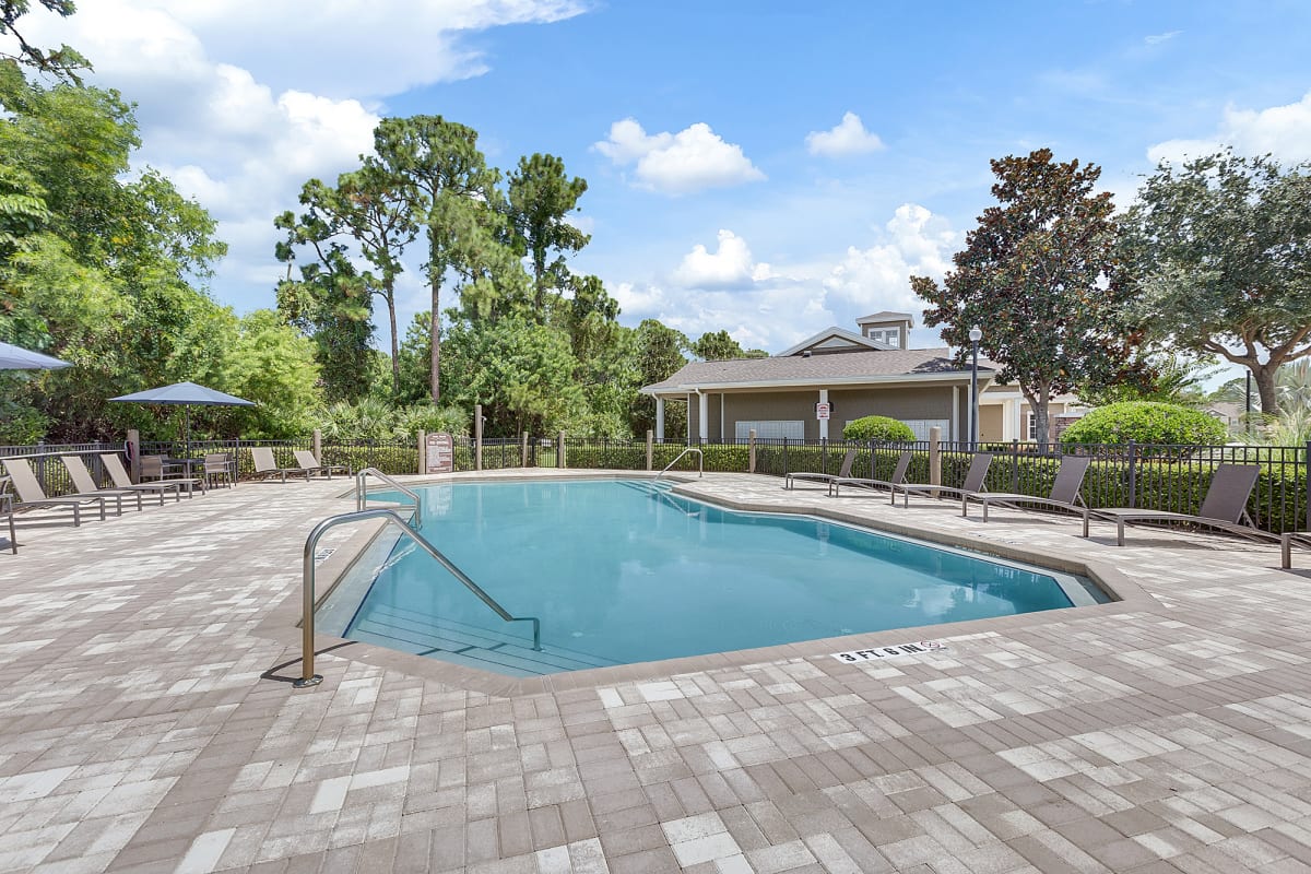 Photos | Stuart Pointe Apartments | Concord Rents | Concord Management ...