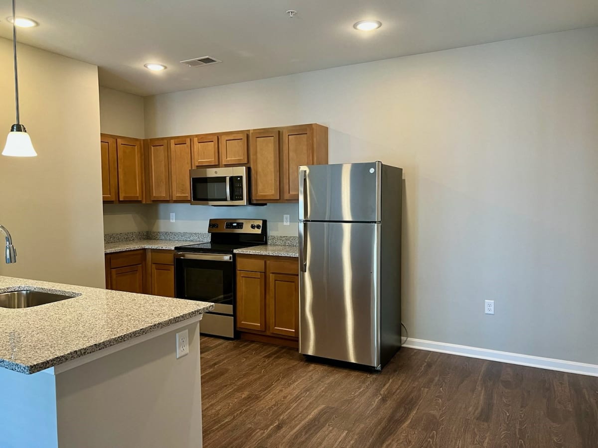 Photos and Video of Cardinal Ridge Apartments in Simpsonville, KY