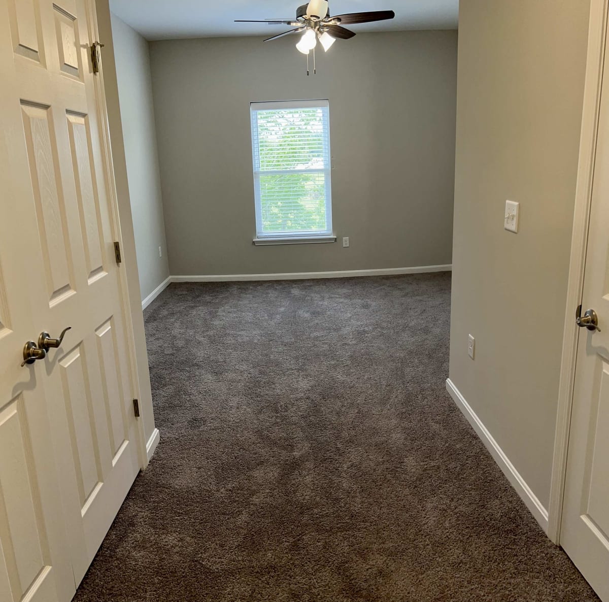 Photos and Video of Cardinal Ridge Apartments in Simpsonville, KY