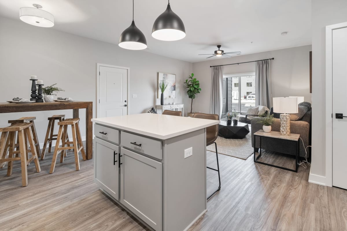 Photos and Video of Thompson Square Apartments in Jeffersonville, IN