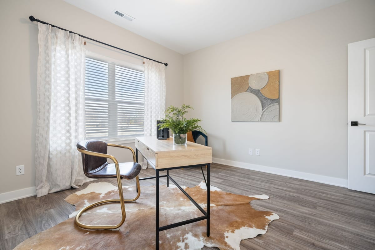 Photos and Video of Thompson Square Apartments in Jeffersonville, IN