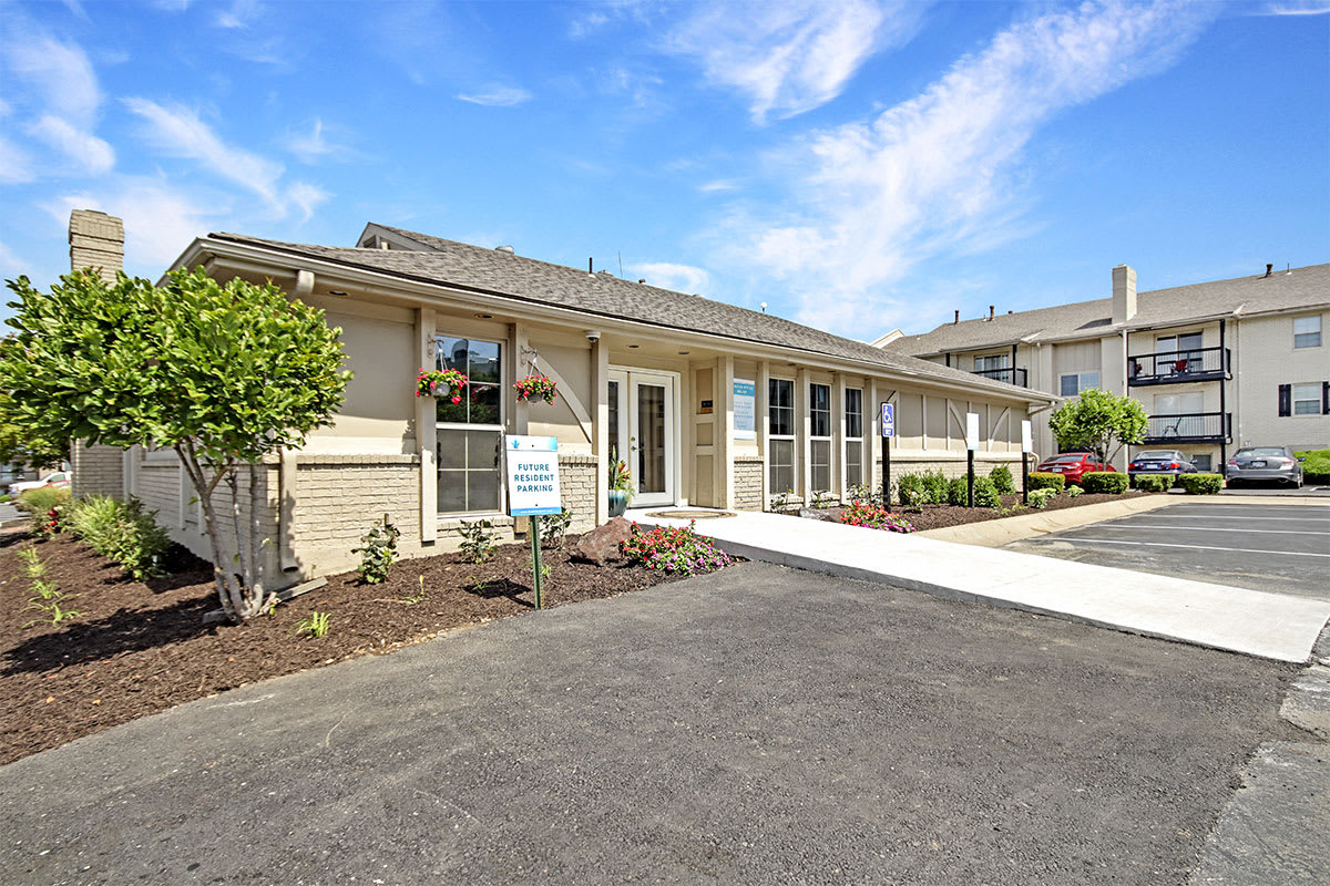 Photos and Video of Southridge in Kansas City, KS