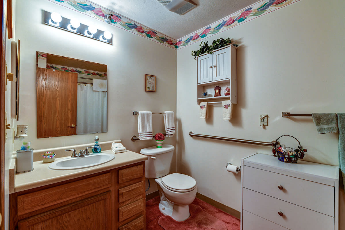 Photos and Video of Devon House in Tiffin, OH