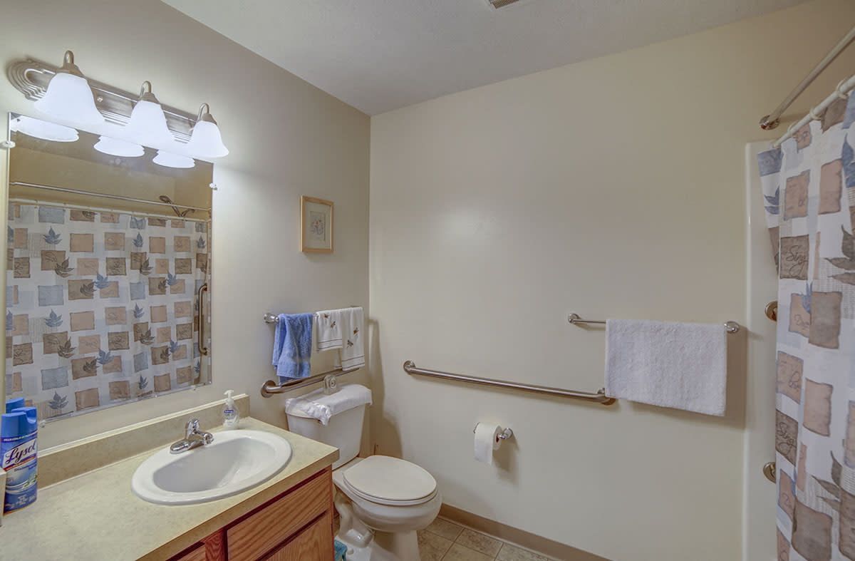 Photos and Video of Lightner Greene in New Castle, PA