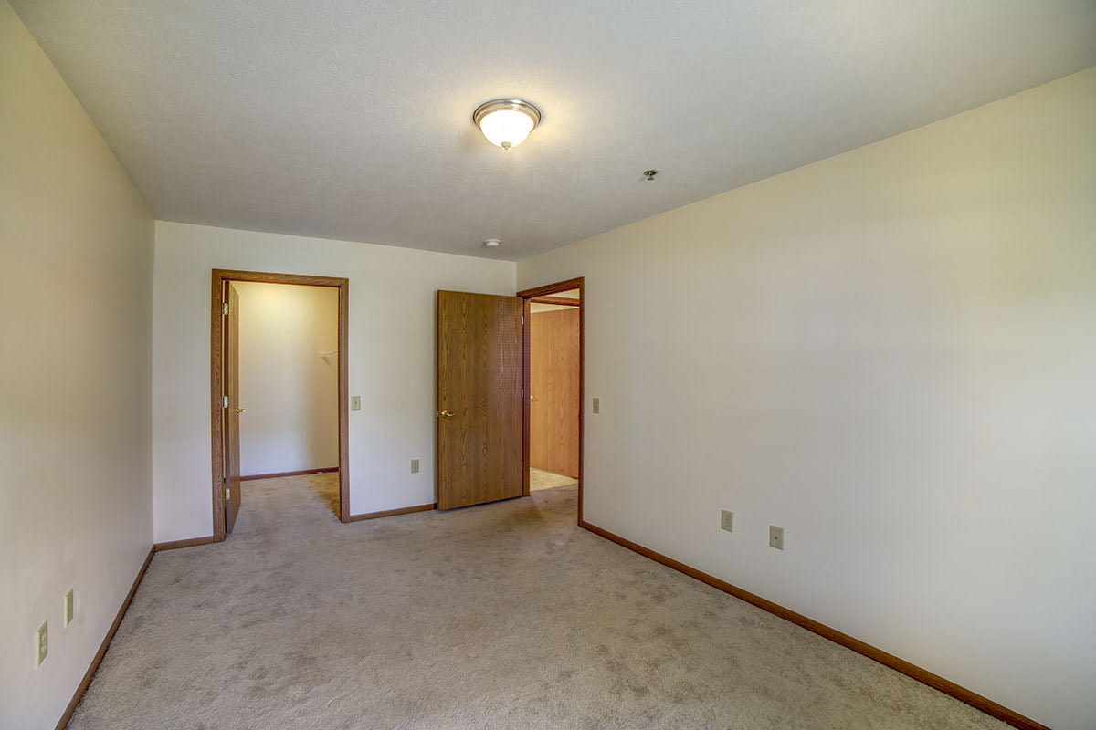 Photos and Video of Lightner Greene in New Castle, PA