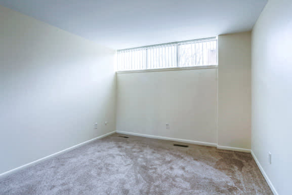 Property details for Amherst Manor Apartments from MJ Peterson