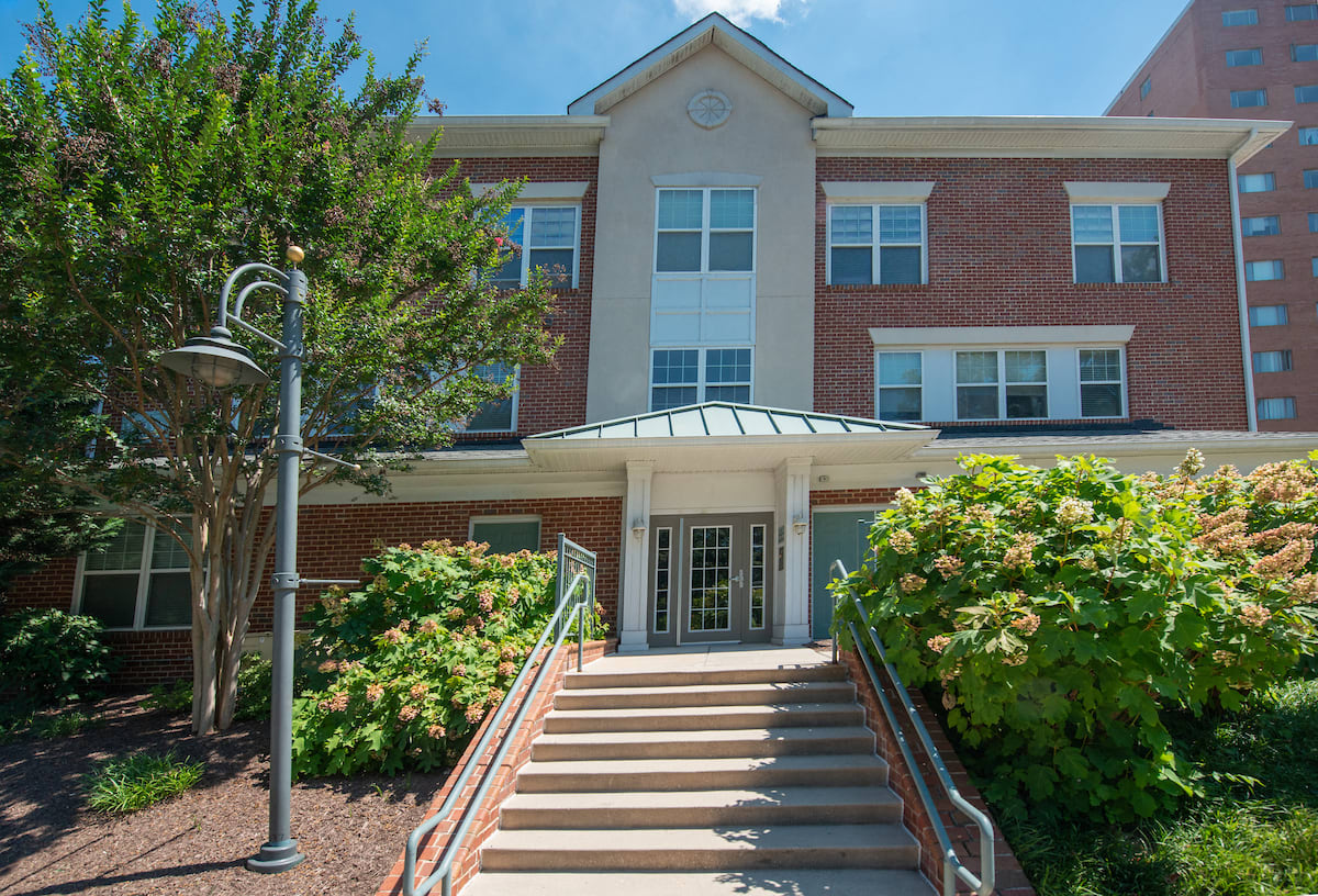 Apartments for Rent in Silver Spring, MD | The Blairs