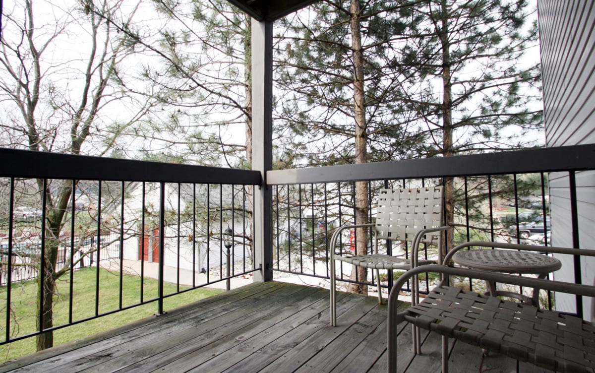 Photos and Video of Arbor Glen Apartments in East Lansing, MI