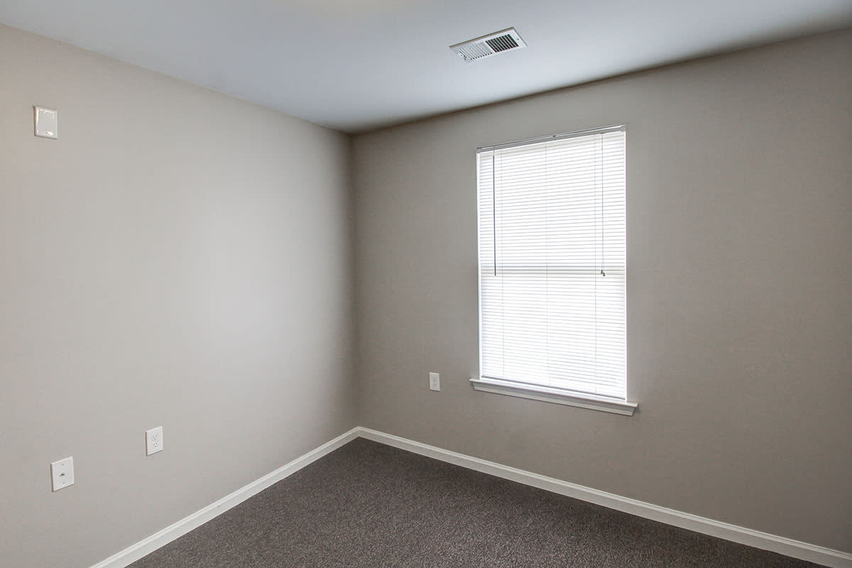 Photos and Video of Northside Drive Apartments in Crossville, TN