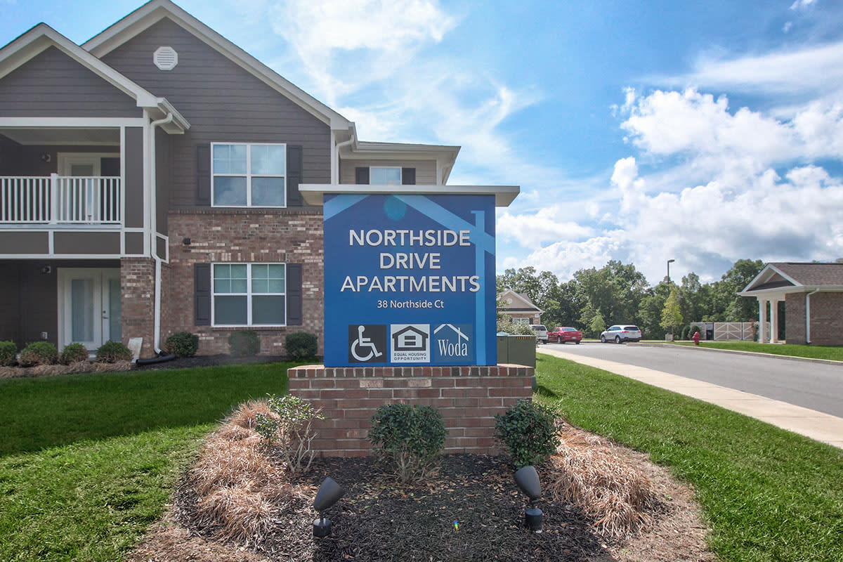 Photos and Video of Northside Drive Apartments in Crossville, TN