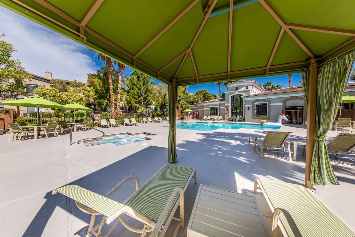 Las Vegas Luxury Apartments | The Clubs at Rhodes Ranch | Photos