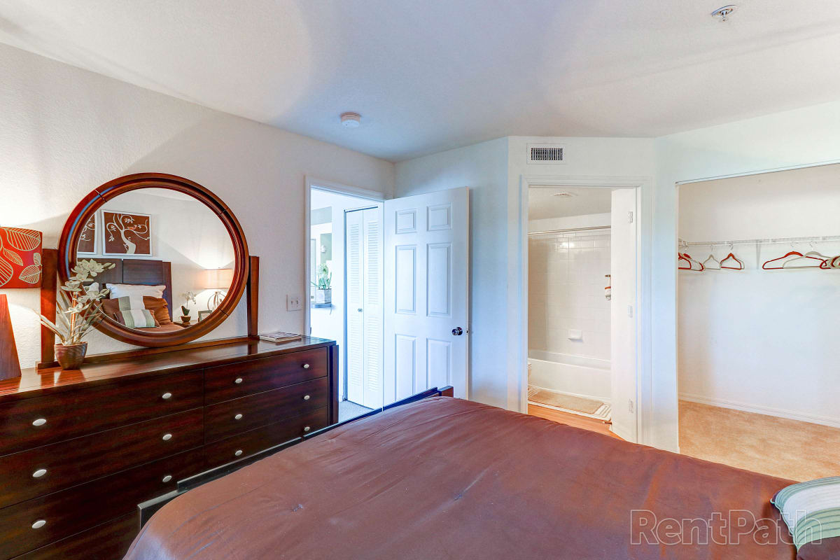 Photos Gallery | Sundance Pointe Apartments