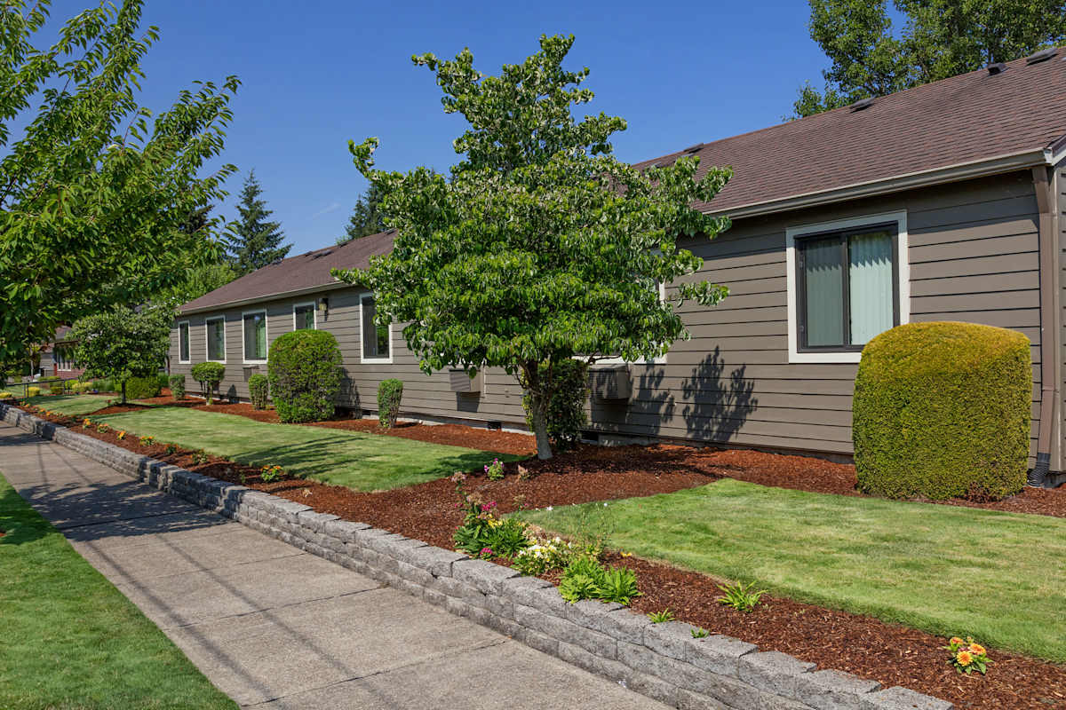 Five T Management, Inc. | Apartments in Chicago, IL | RENTCafe