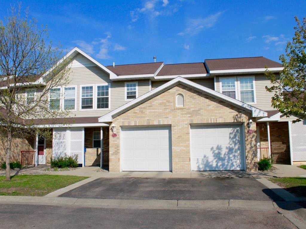 Photos and Video of Brickstone Townhomes in Chaska, MN
